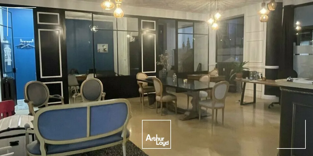 LOCAL COMMERCIAL CENTRE VILLE