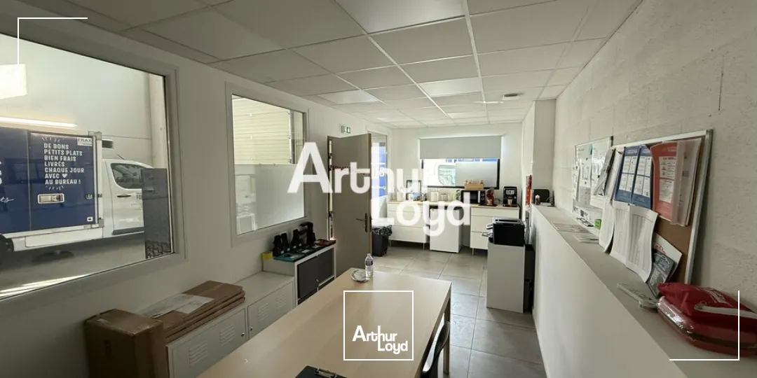 Local d'activité 180m² à louer