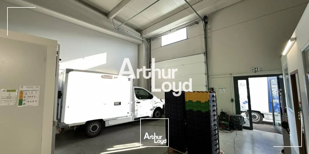 Local d'activité 180m² à louer