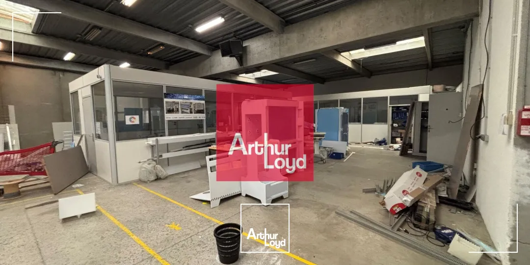 A VENDRE LOCAL D'ACTIVITE 408m² SAINT MARTIN D'HERES